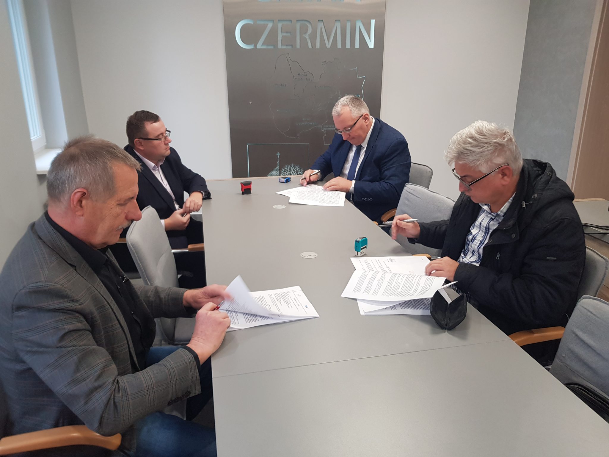 Podpisanie umowy na wykonanie zadania pn.: „Poprawa infrastruktury ...